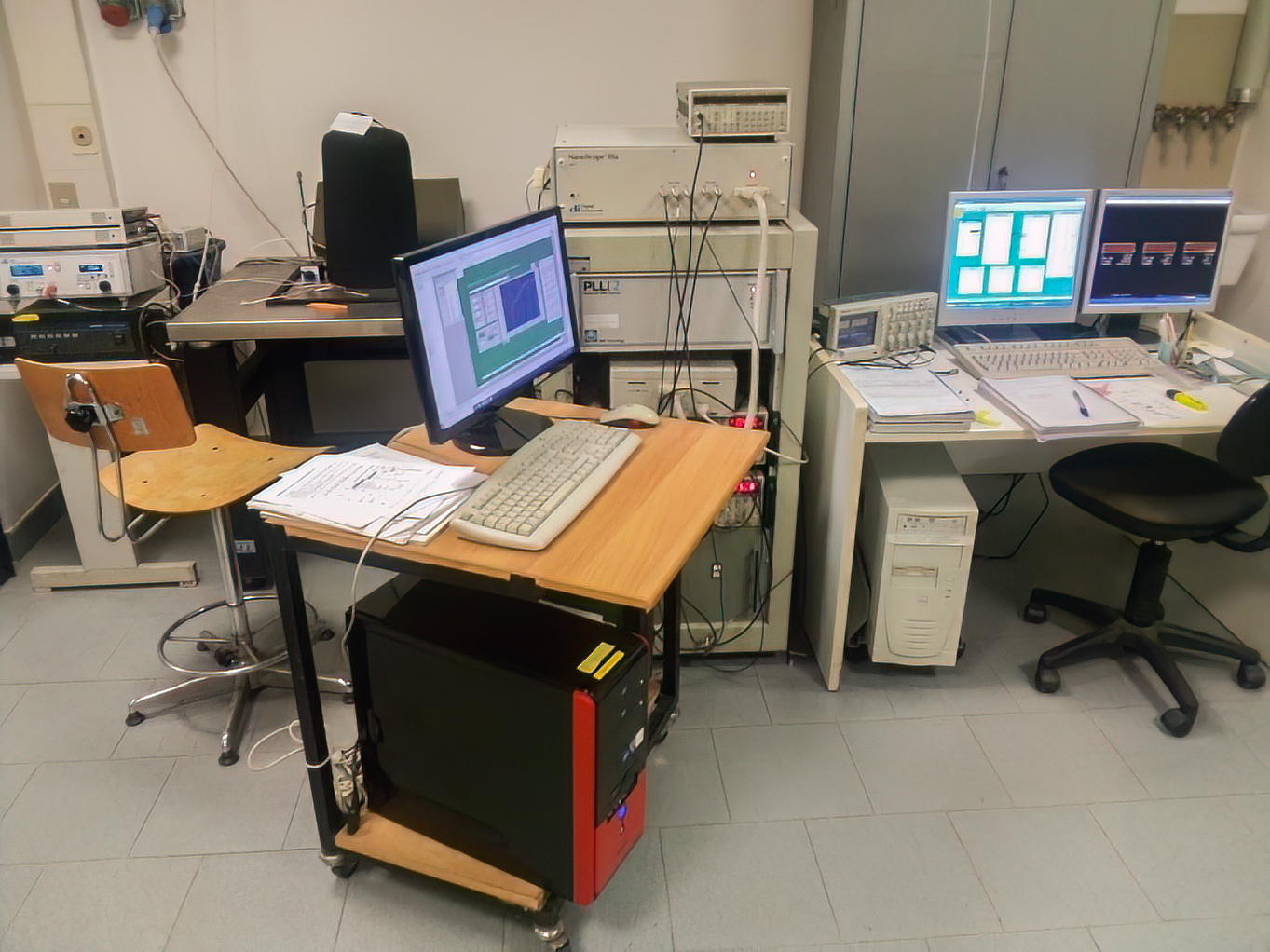 Laboratory for nanoscale electrical and electromechanical characterization - IPCF